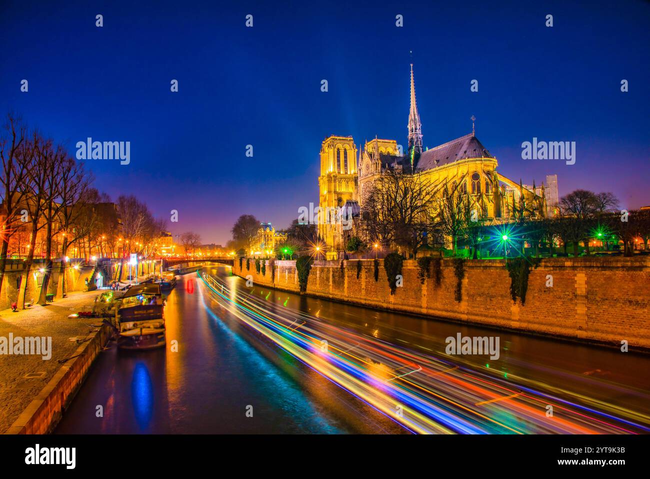 Kathedrale Notre Dame de Paris vor dem Brand, der die Notre Dame am 15 ...