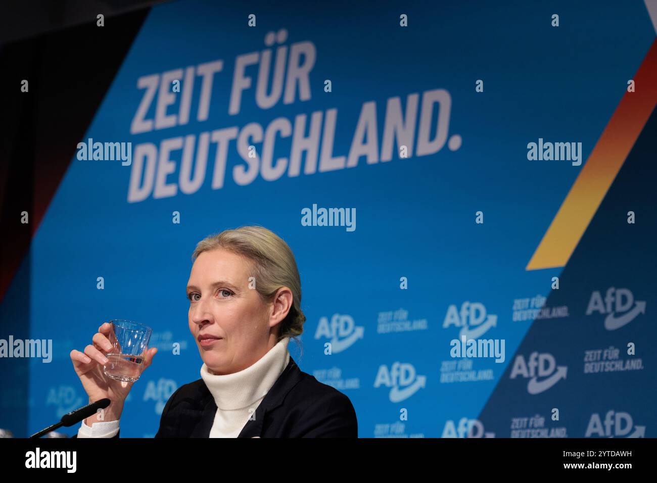 Berlin, Deutschland. Dezember 2024. Alice Weidel (AfD), Bundessprecherin bei der Präsentation ...