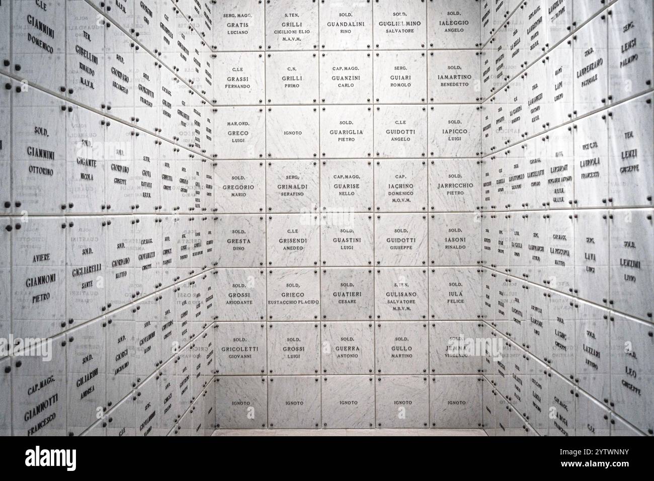 Der italienische Friedhof und die Gedenkstätte in El Alamein ehrt 4.800 ...