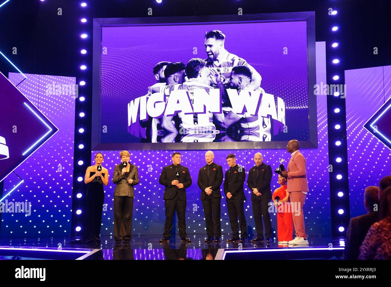 (Von links nach rechts) Wigan Warriors Cheftrainer Matt Peet, Liam ...