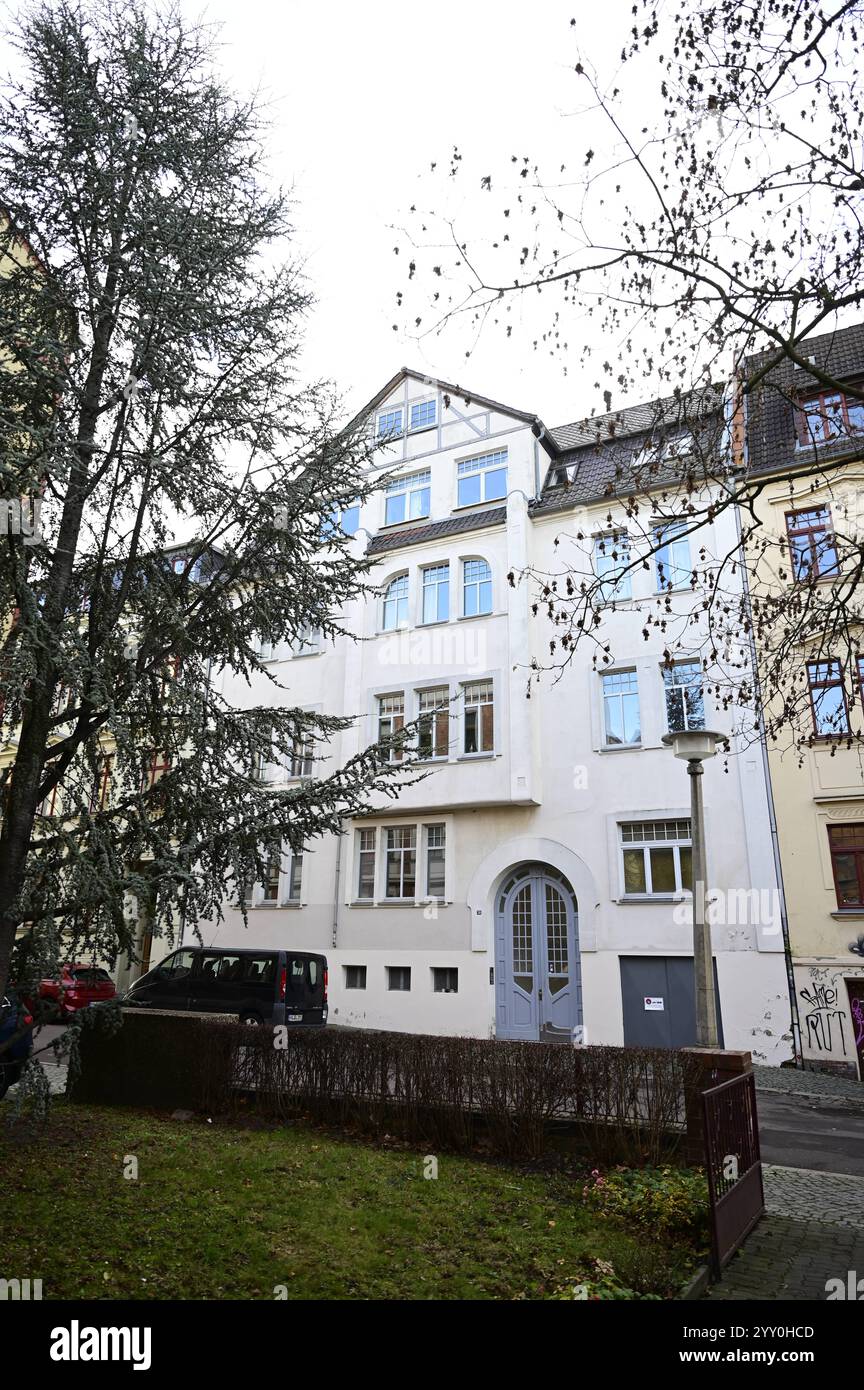 Das Wohnhaus Gütchenstraße Nr. 20 in Halle. Halle/Saale, 17.12.2024 ...