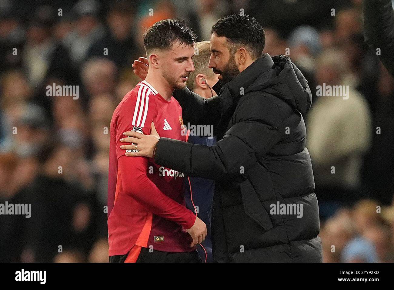 Aktenfoto vom 15.12.2024 von Mason Mount mit Manager Ruben Amorim ...