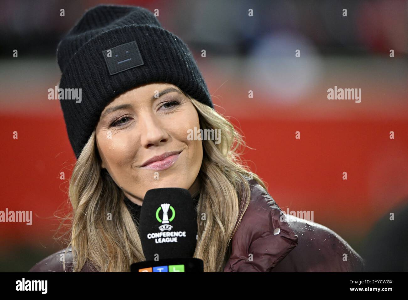 Rtl moderatorin laura papendick -Fotos und -Bildmaterial in hoher Auflösung – Alamy