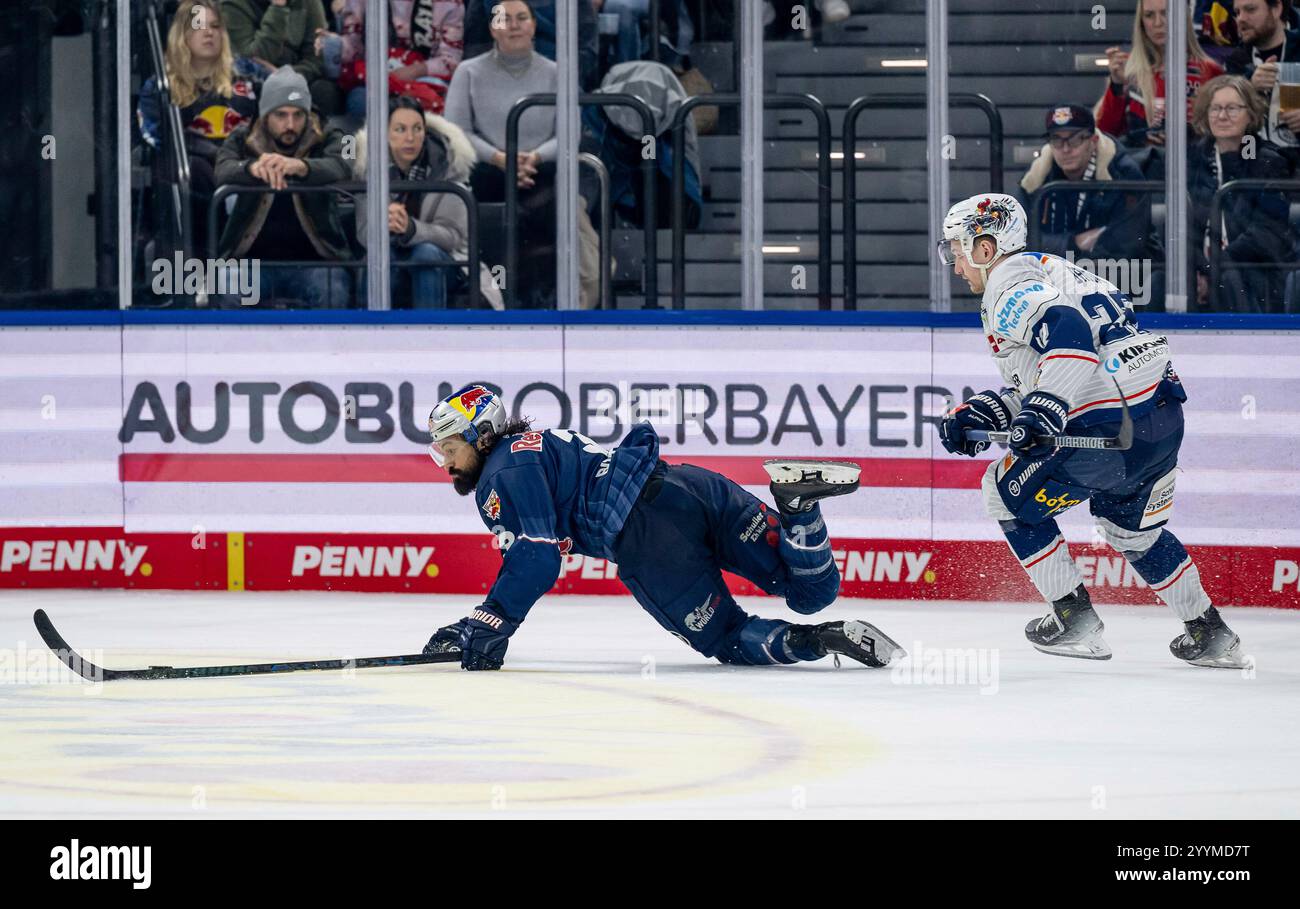 München, Deutschland. Dezember 2024. John Broda (Iserlohn Roosters, #22 ...