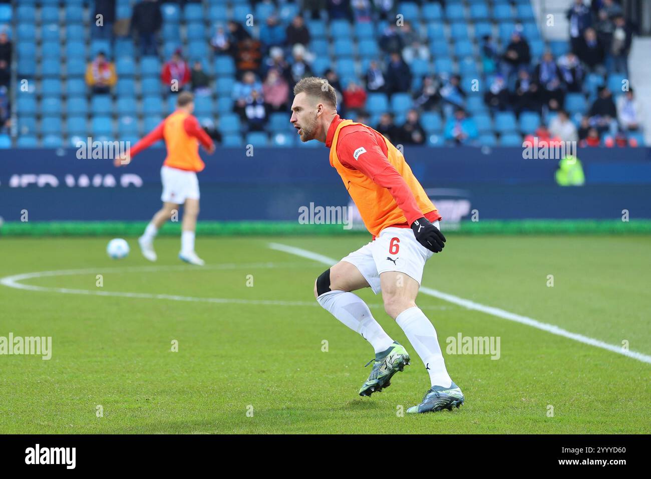 Bochum, Deutschland. Dezember 2024. Patrick Mainka (1. FC Heidenheim ...