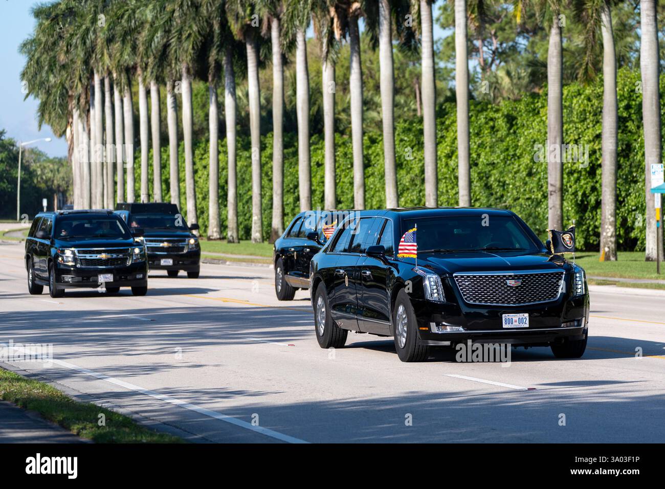 The motorcade for President Donald Trump arrives at the Trump ...