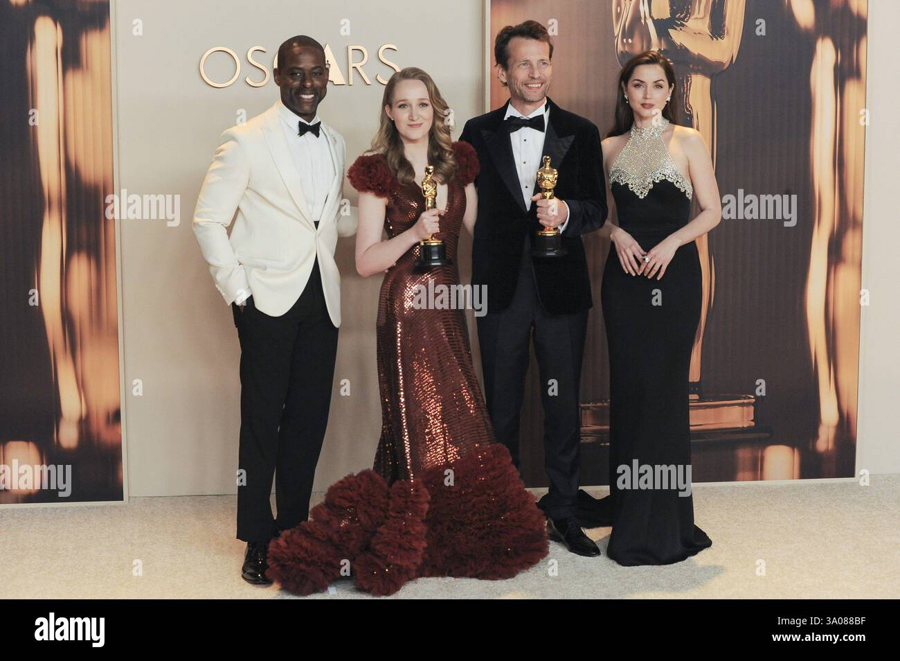 CA. 2. März 2025. Victoria Warmerdam, Trent, Ana de Armas, Sterling K ...
