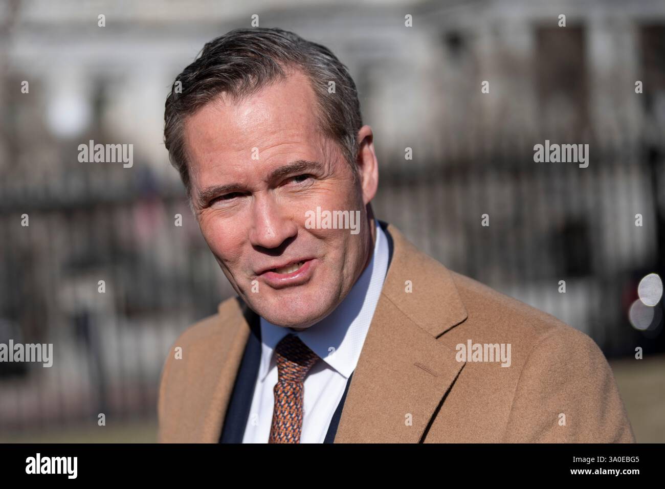 Der nationale Sicherheitsberater Michael Waltz spricht mit den Medien ...