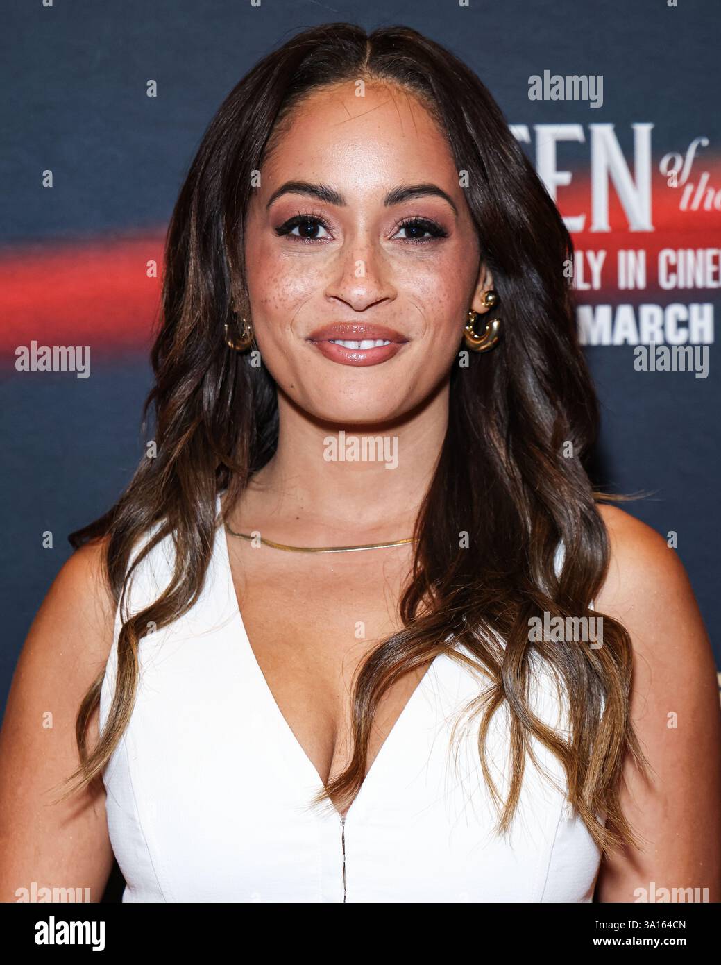 LOS ANGELES, KALIFORNIEN, USA - 6. MÄRZ: Kayla Braxton Becker kommt bei ...