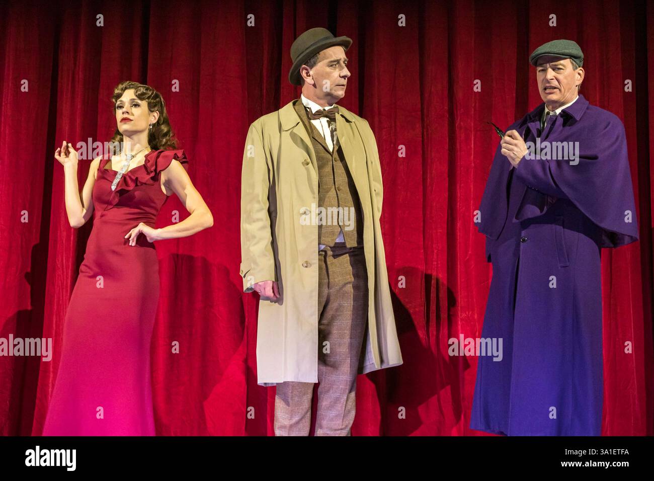 Schauspieler Jan Sosniok als Sherlock Holmes, Oliver Dupont als Doktor ...