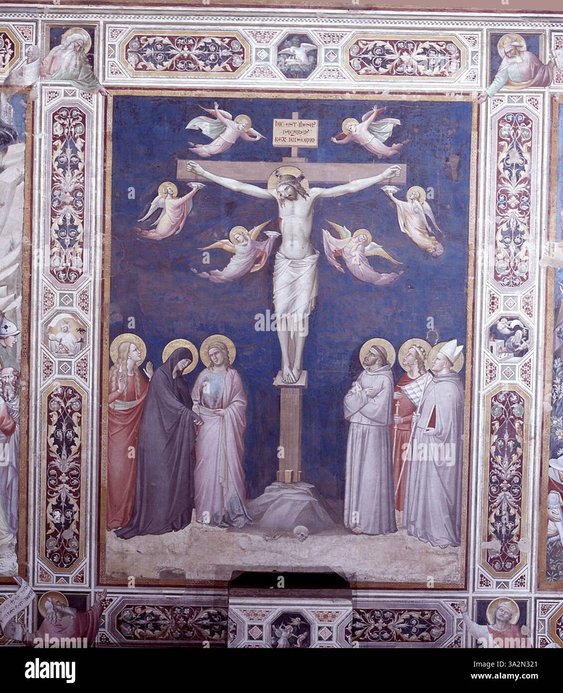 Taddeo Gaddis Gemälde zeigt den gekreuzigten Christus umgeben von frommen Frauen und Heiligen ...