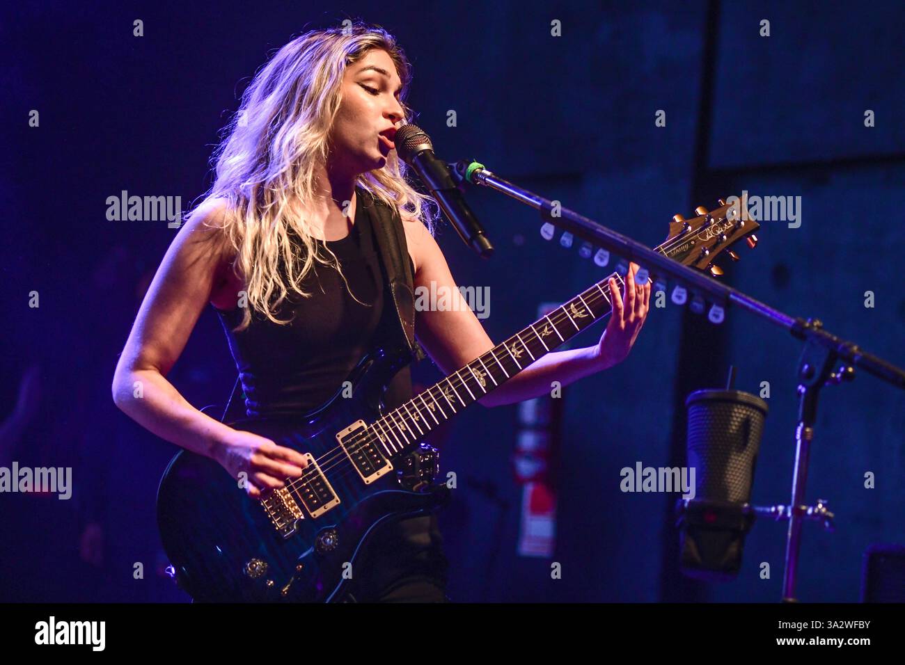 Danny villarreal die warnung -Fotos und -Bildmaterial in hoher ...