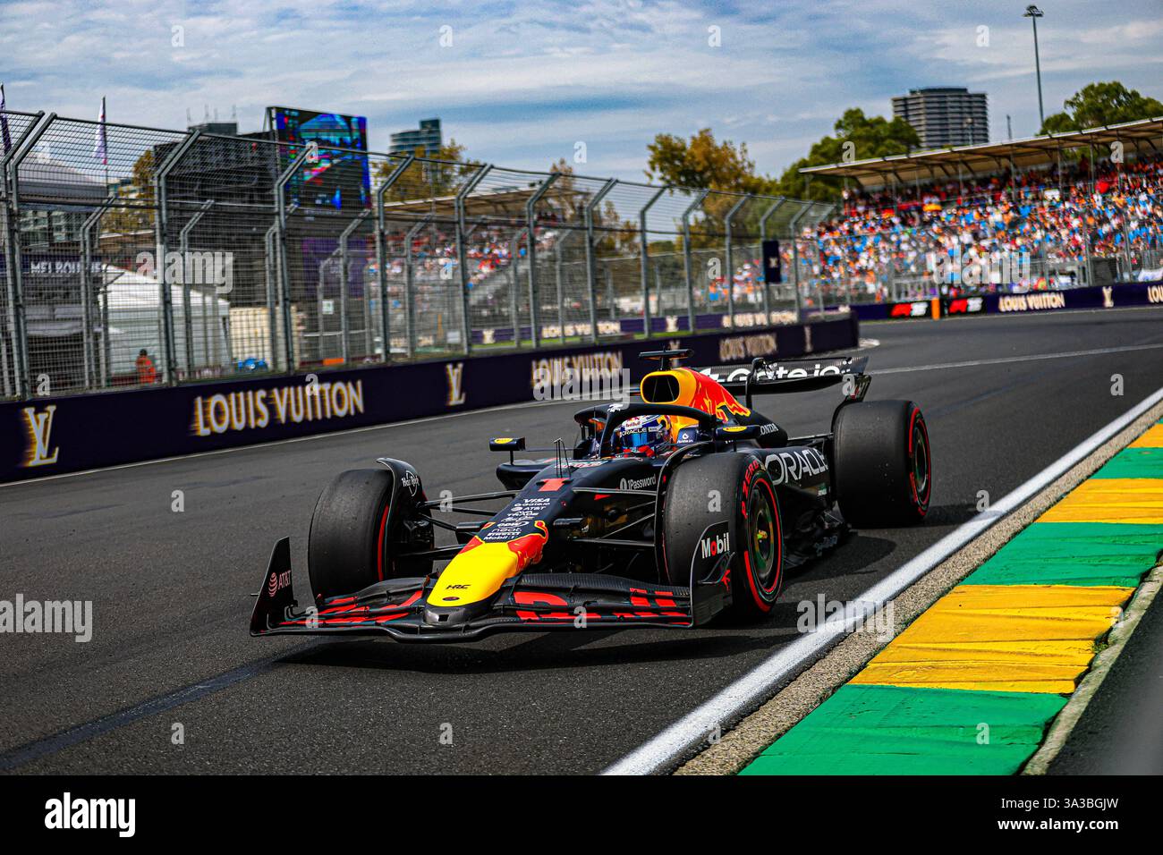 Malbourne, Australien. Februar 2025. Max Verstappen (NED) - Oracle Red ...