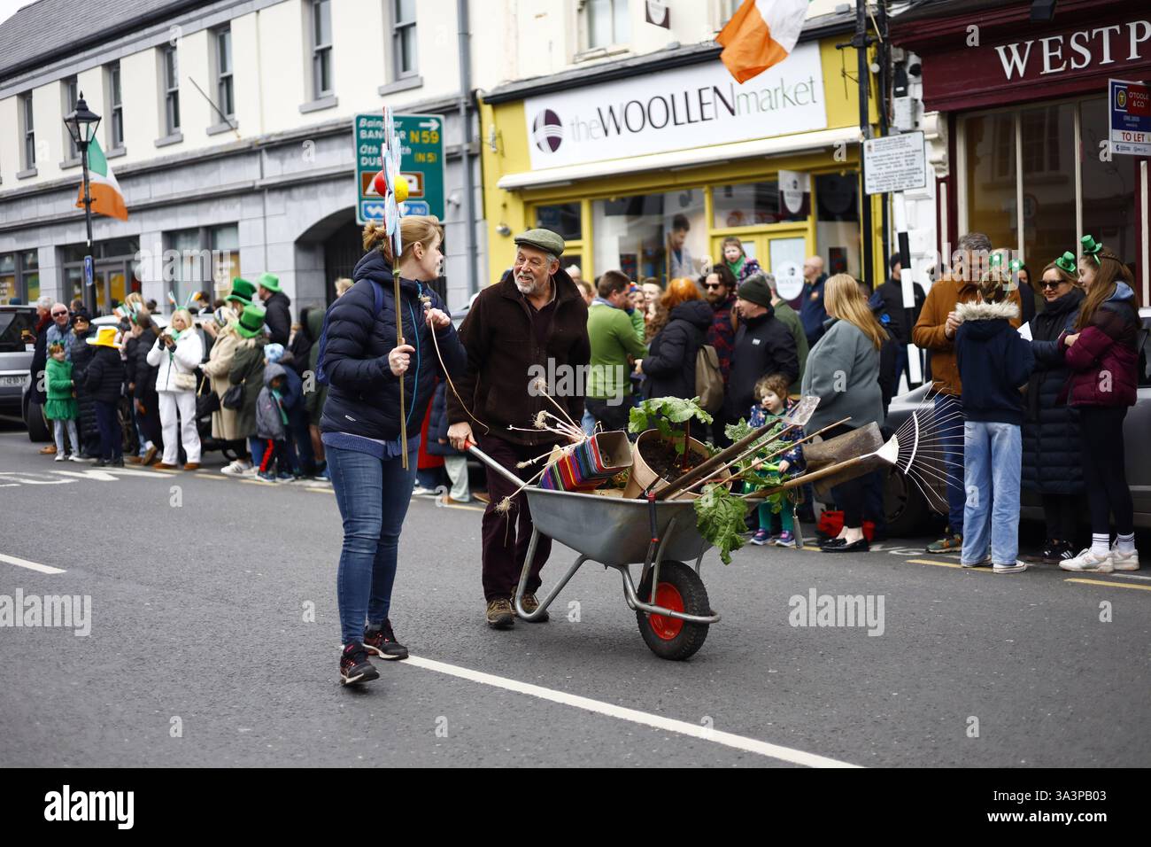 Westport, Irland. März 2025. Montag, 17. März 2025: Westport, Mayo ...