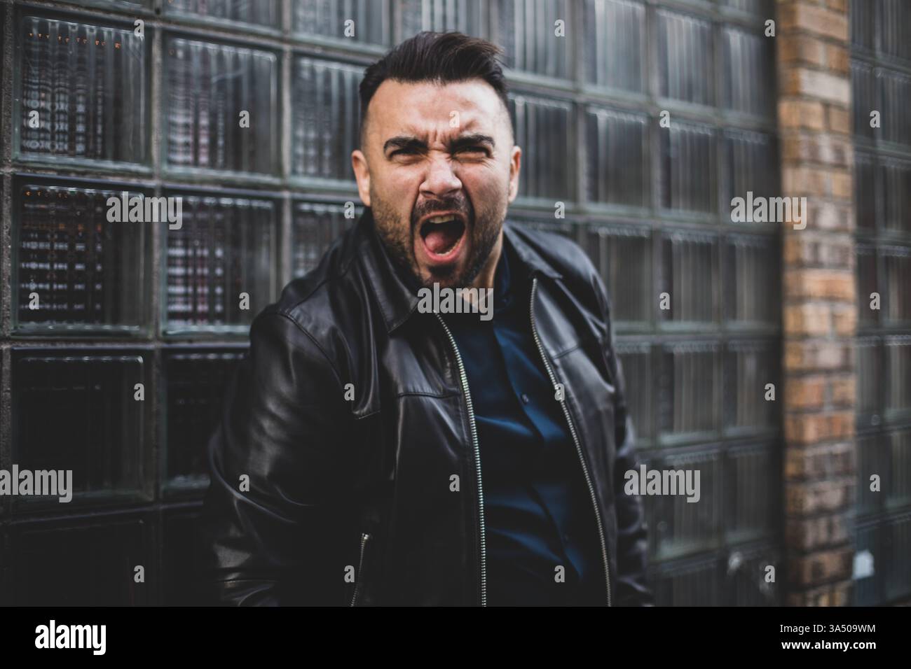 Schwule männer leder -Fotos und -Bildmaterial in hoher Auflösung – Alamy