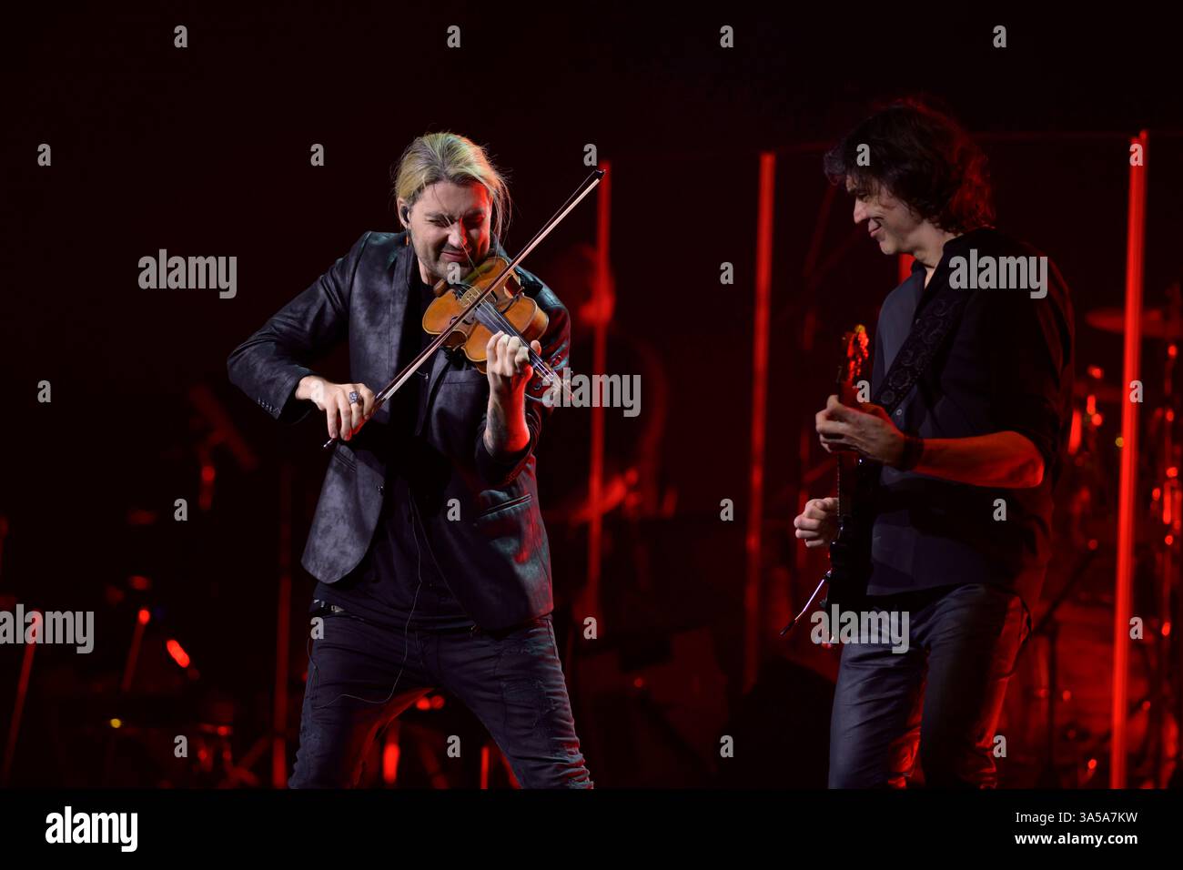 David Garrett und sein Gitarrist Franck van der Heijden Millenium ...