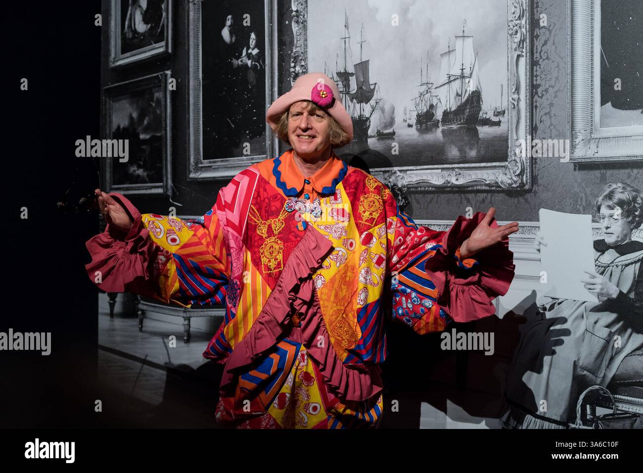 LONDON, VEREINIGTES KÖNIGREICH - 25. MÄRZ 2025: Sir Grayson Perry ...