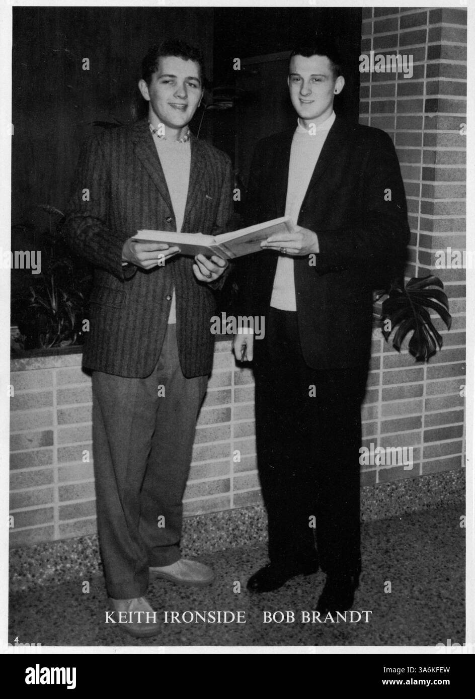 Dieses jahrbuch der robbinsdale high school aus dem jahr 1958 ...