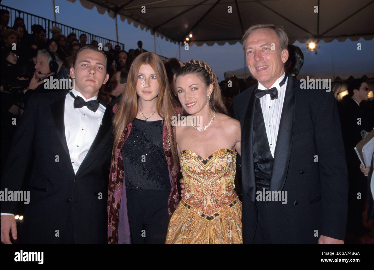 Januar 1998; Los Angeles, CA, USA; Schauspielerin JANE SEYMOUR mit ...