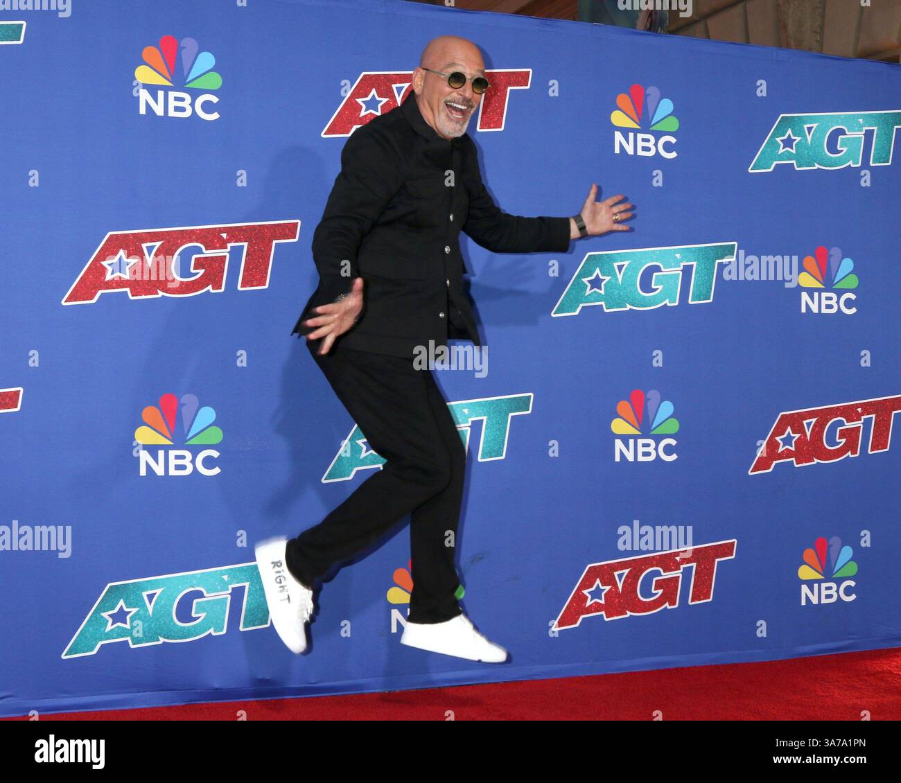 Howie Mandel bei Arrivals for AMERICA's GOT TALENT Season 20 Red Carpet ...