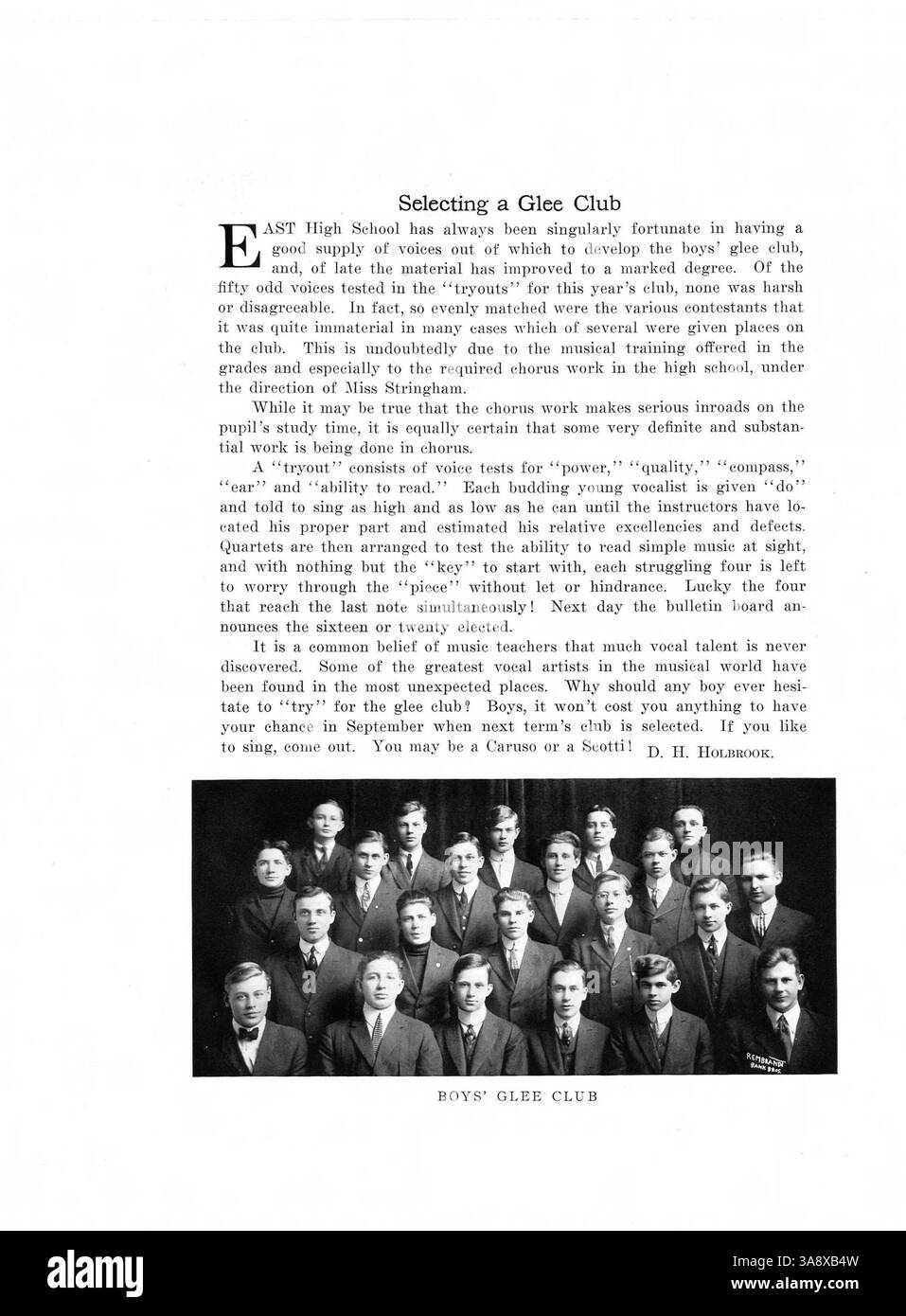 Die Ausgabe 1914 des Jahrbuchs „The Cardinal“ von der East High School ...