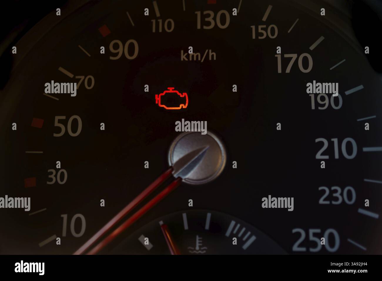 Armaturenbrettbeleuchtung im Auto mit Warnleuchten. Leuchtsymbol, das ...