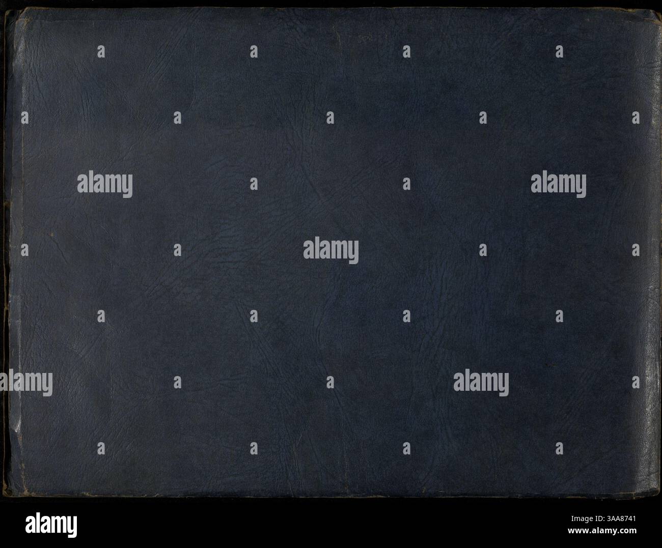 Diese Ausgabe des Tatler Jahrbuchs von Northrop Collegiate aus dem Jahr 1929 zeigt Studenten ...