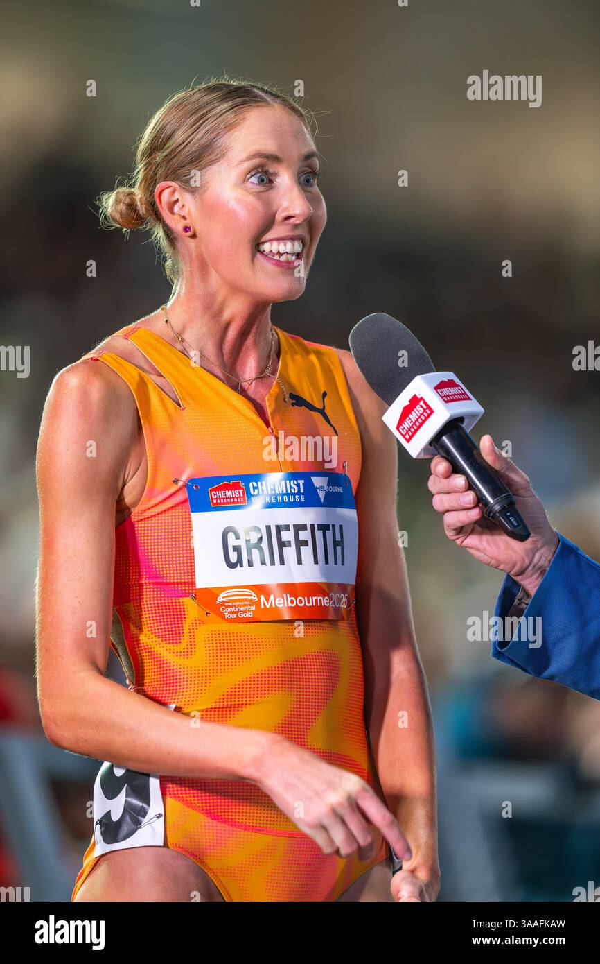 Melbourne, Australien. März 2025. Georgia Griffith spricht mit der ...