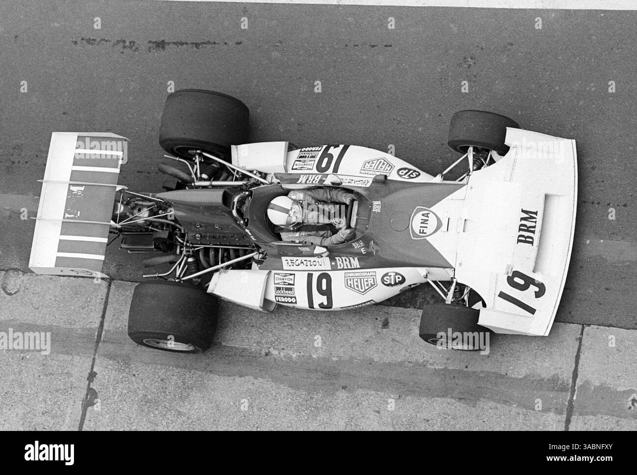 Clay Regazzoni (SUI) BRM P160E zog sich in Runde 8 mit einem geblasenen ...