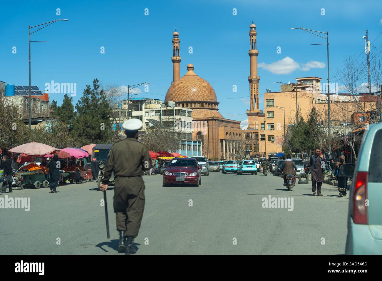Große moschee abdul rahman -Fotos und -Bildmaterial in hoher Auflösung ...