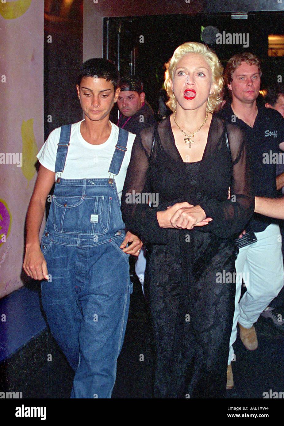 Ingrid casares madonna -Fotos und -Bildmaterial in hoher Auflösung – Alamy