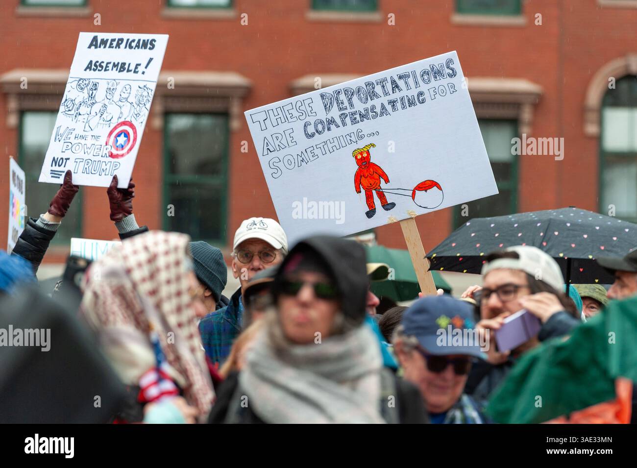 Hände Weg! Eine Demonstration auf dem Boston City Hall Plaza ...