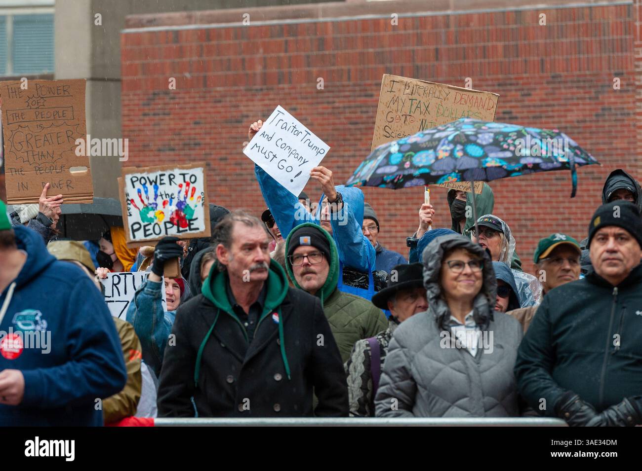 Hände Weg! Eine Demonstration auf dem Boston City Hall Plaza ...