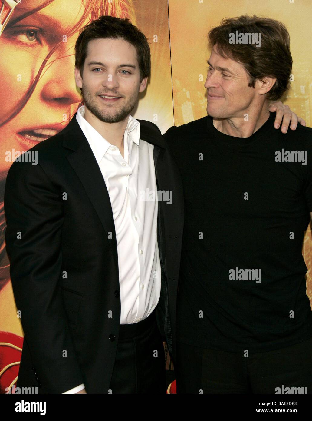 Willem dafoe and tobey maguire -Fotos und -Bildmaterial in hoher ...