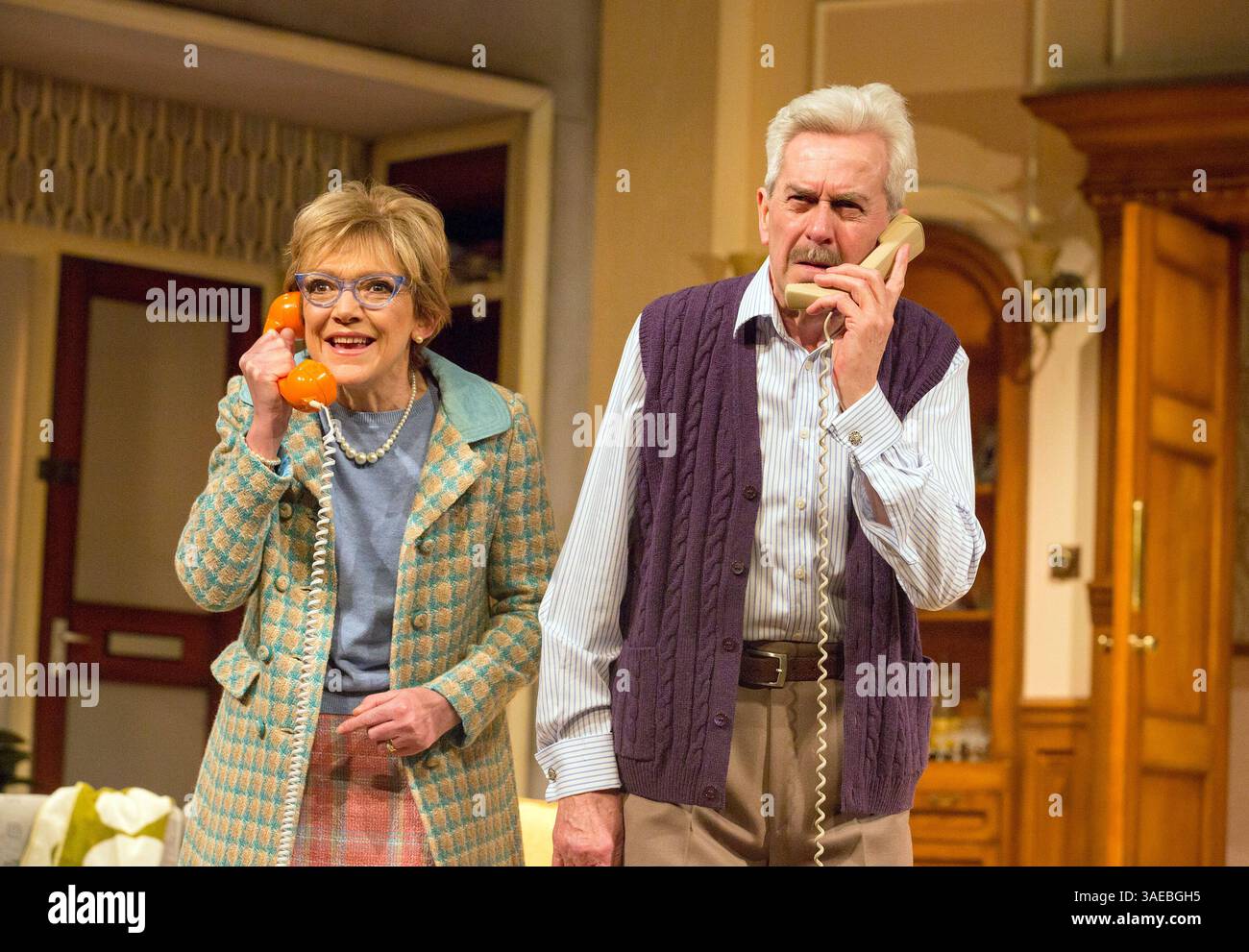 Gillian Wright (Mary Featherstone), Nicholas Le Prevost (Frank Foster ...