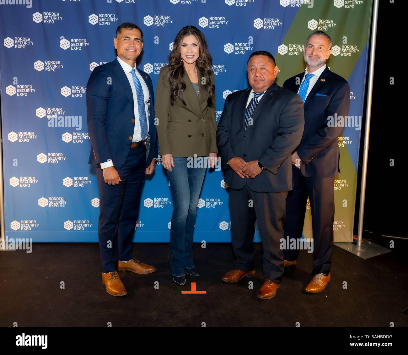 Kristi Noem, Sekretärin des Department of Homeland Security (DHS ...