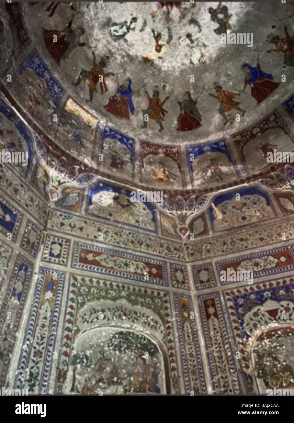 Ein Fresko der Gurdwara und Samadh von Baba Than Singh in Kot Fateh Khan, Attock, Punjab ...