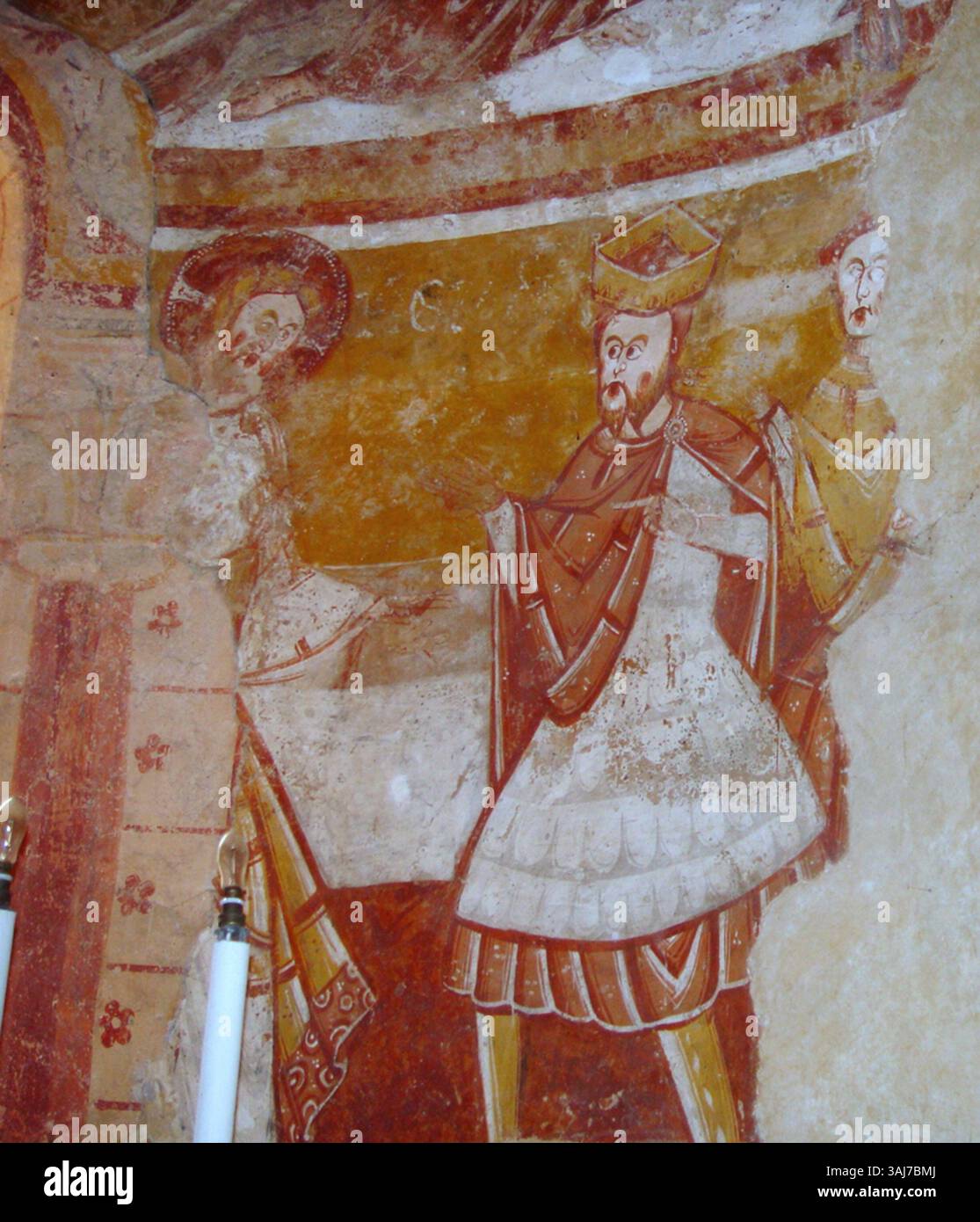 Ein anonymes Fresko aus den Jahren 1135 bis 1140, das Christus vor Herodes Antipas darstellt ...