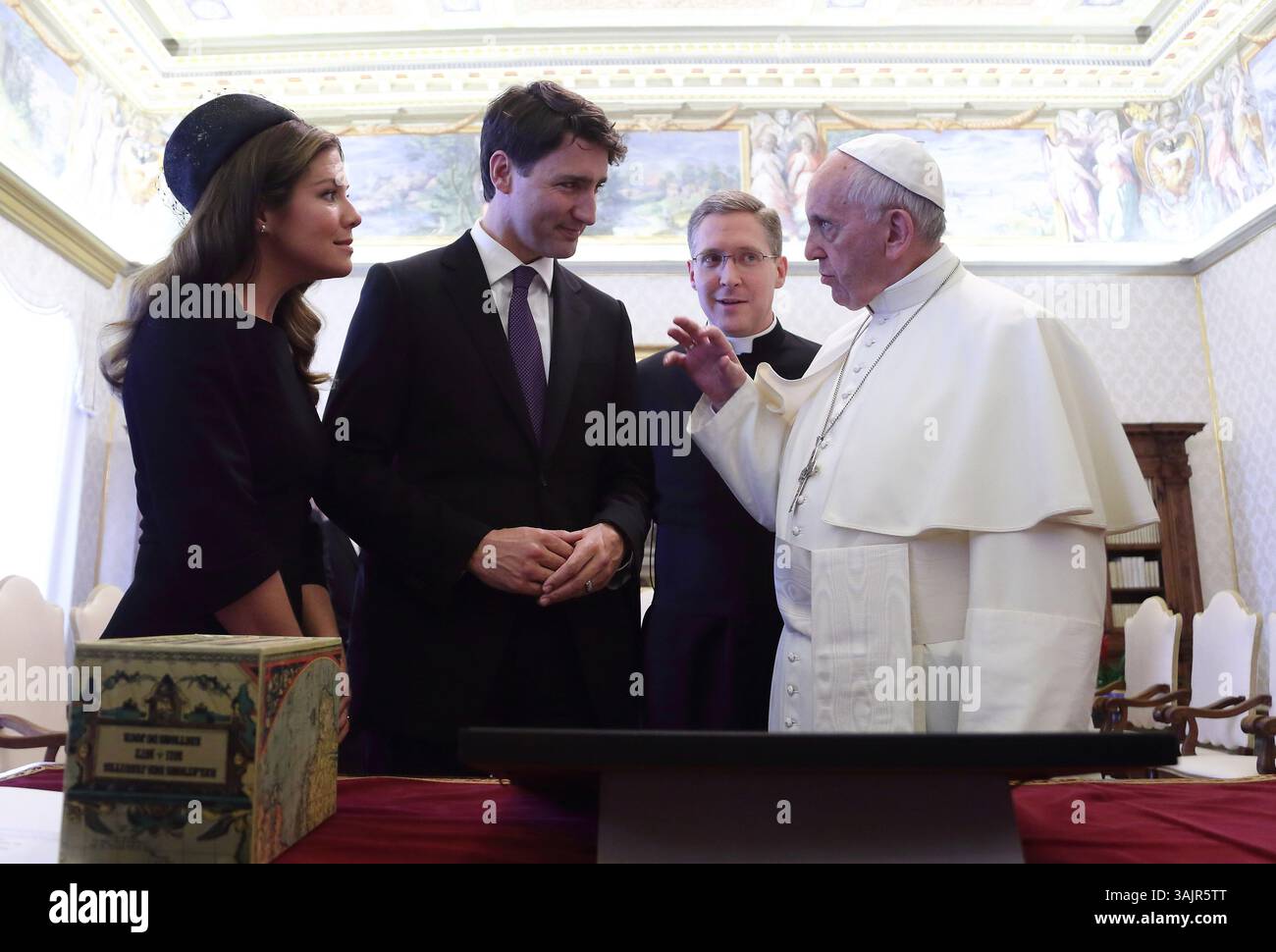Justin trudeau sophie gregoire -Fotos und -Bildmaterial in hoher ...