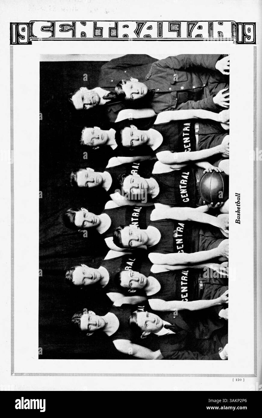 Das Centralian Yearbook von 1919 spiegelt das Bildungsumfeld der Central High School wider und ...
