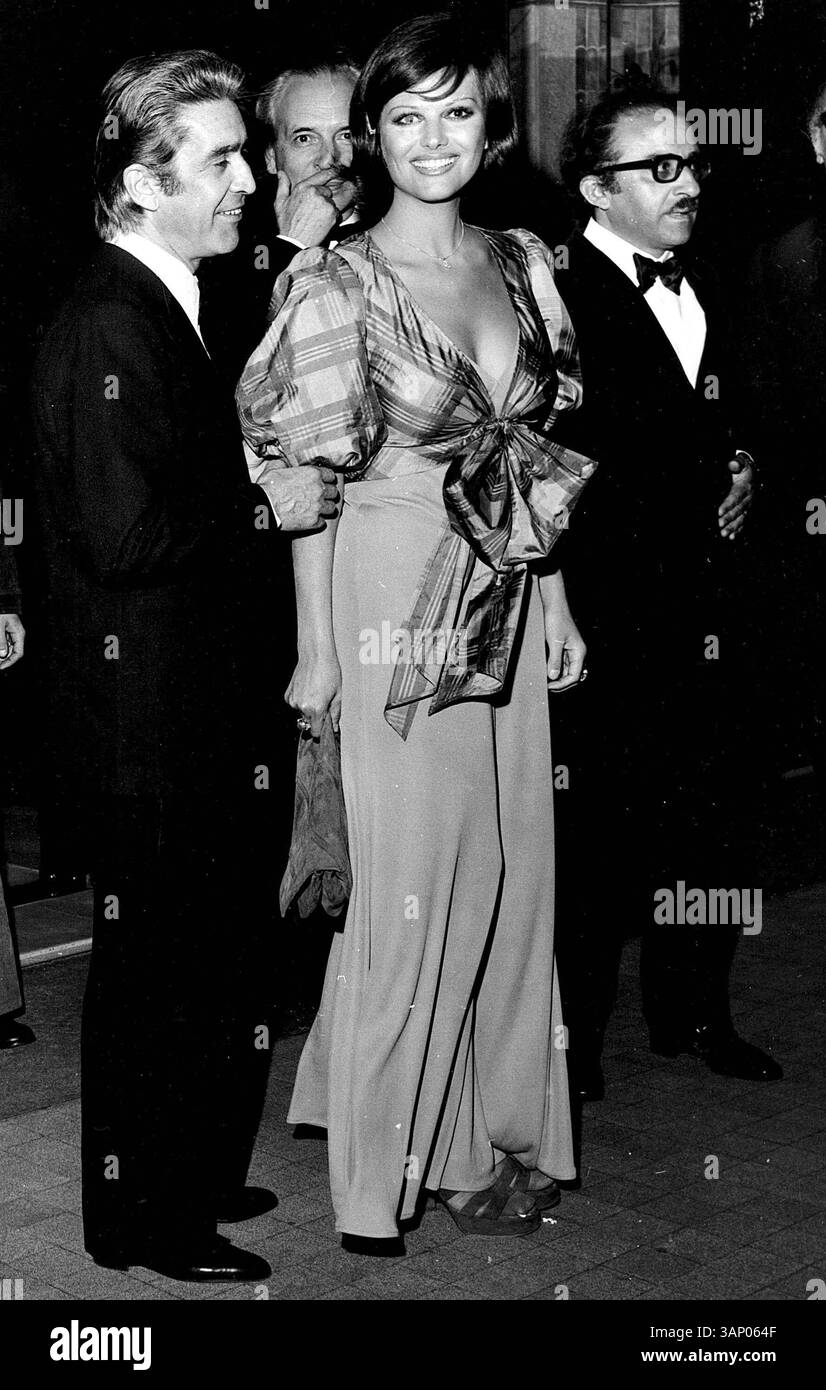 Claudia cardinale cristaldi -Fotos und -Bildmaterial in hoher Auflösung ...