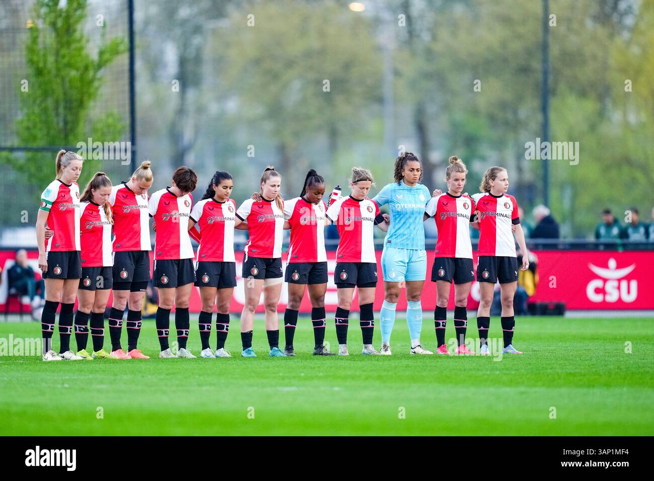 Rotterdam - Maruschka Waldus von Feyenoord V1, Romee van de Lavoir von ...