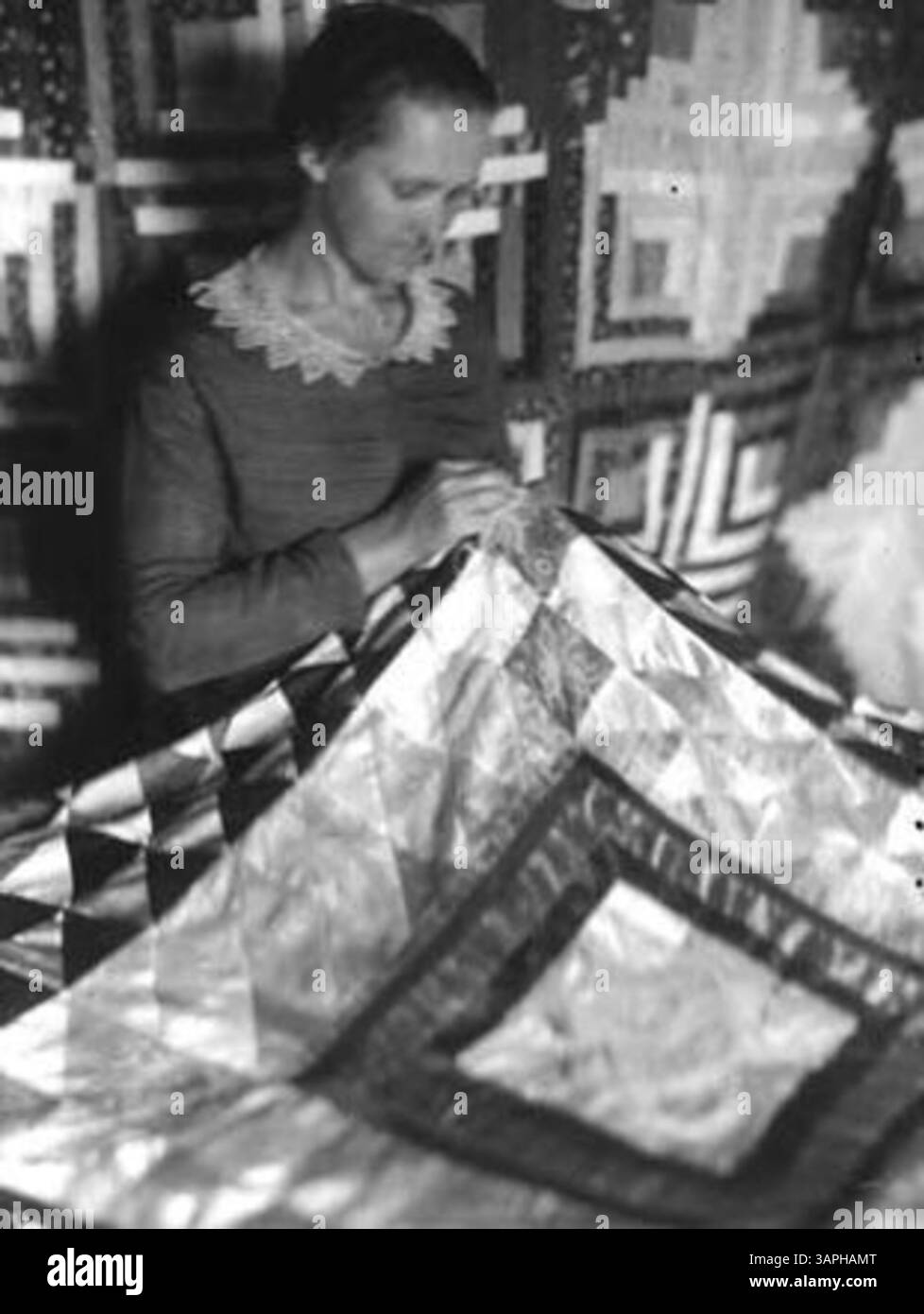 Ein Foto aus der Doris Ulmann-Sammlung, das Ms. Ray Burnett zeigt, eine ...