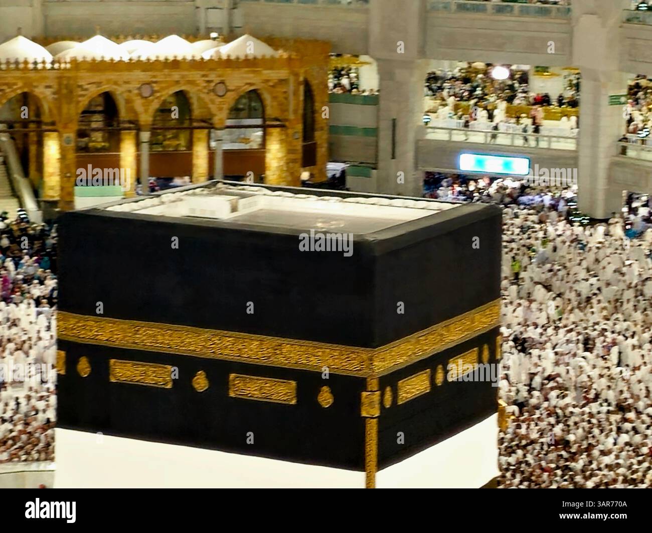 Mekka, Saudi-Arabien, 11. Juni 2024: Mataf von der Großen Moschee, das ...