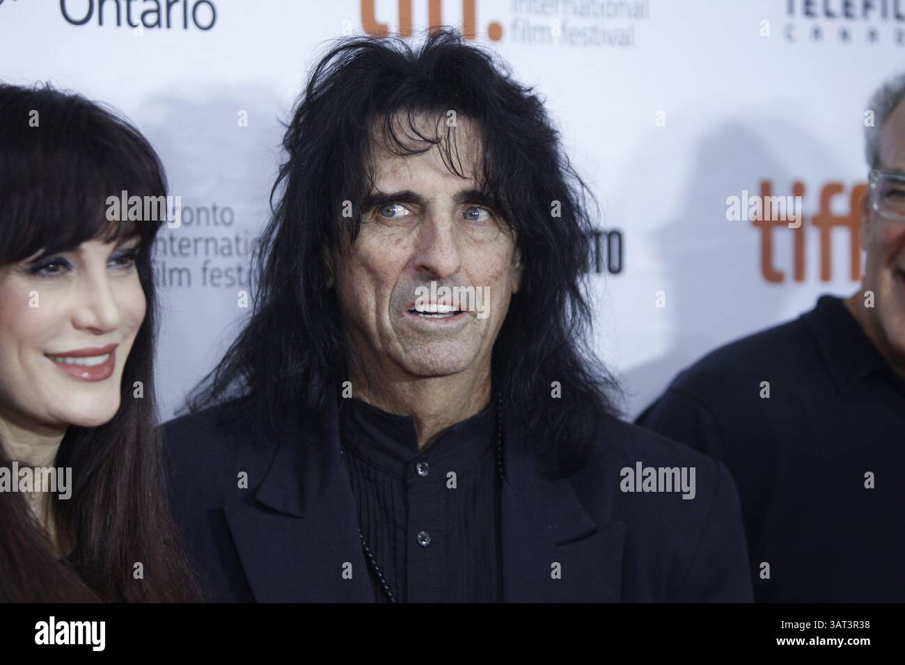 Alice cooper and shep gordon -Fotos und -Bildmaterial in hoher ...