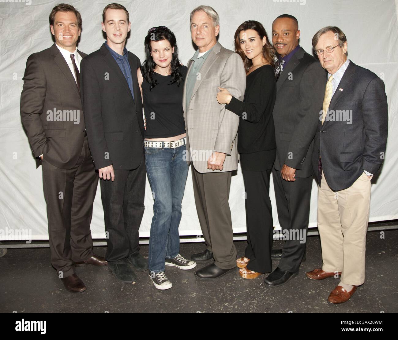 Mark harmon und cote de pablo -Fotos und -Bildmaterial in hoher ...