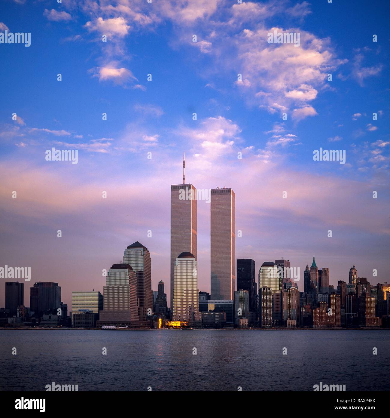 New York, Jahrgang 1990, Skyline von Lower Manhattan, WTC World Trade ...