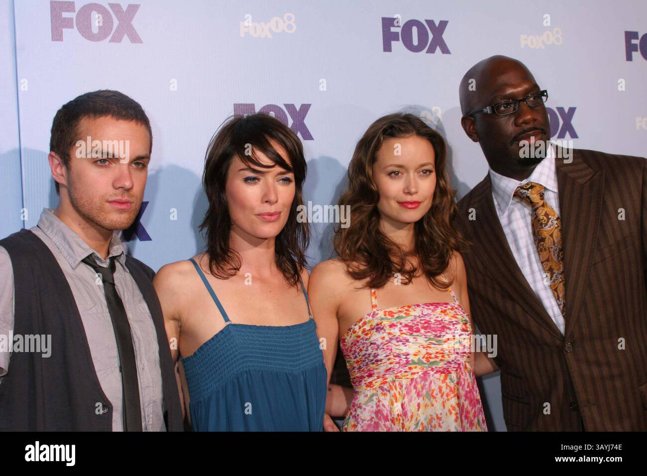 Summer glau and lena headey -Fotos und -Bildmaterial in hoher Auflösung ...