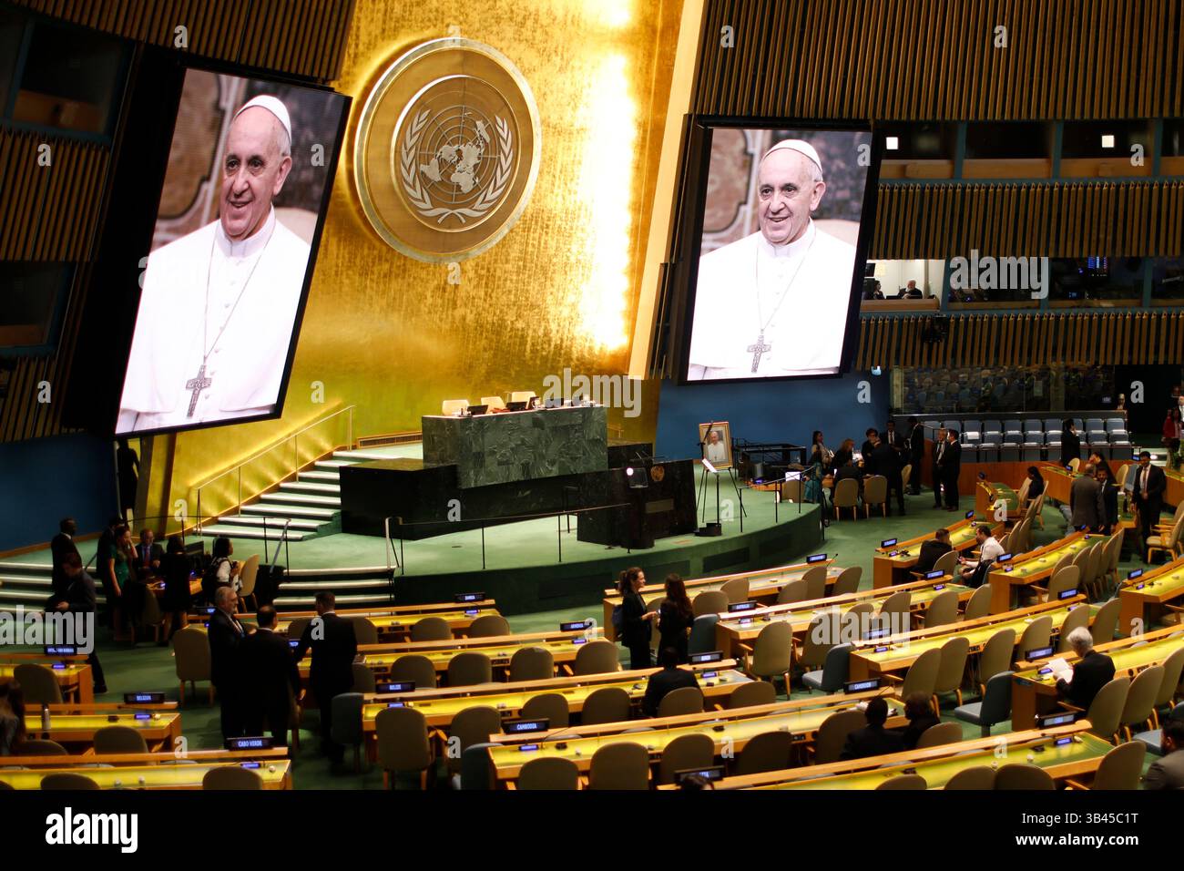 Die vereinten nationen trauern um papst franziskus -Fotos und -Bildmaterial in hoher Auflösung ...