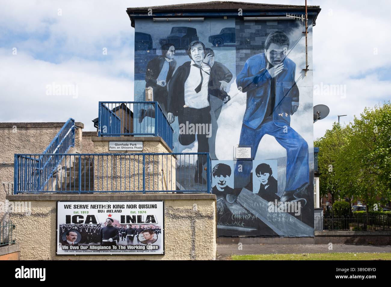 Derry / Londonderry, Nordirland - 7. Mai 2025: The Runner Mural in the ...